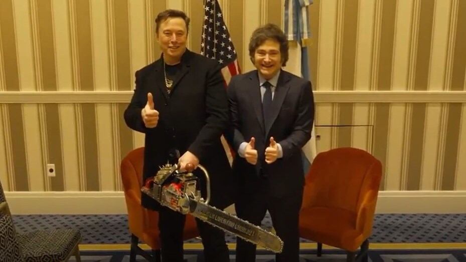 Diario HOY | Milei se reúne con su “amigo” Musk y le regala una motosierra Diario HOY | Milei se reúne con su “amigo” Musk y le regala una motosierra