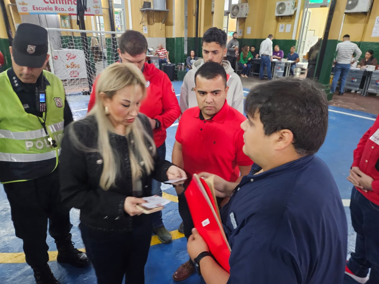 Diario HOY | Banco Atlas deposita US$ 718.570 en el BNF tras orden ...